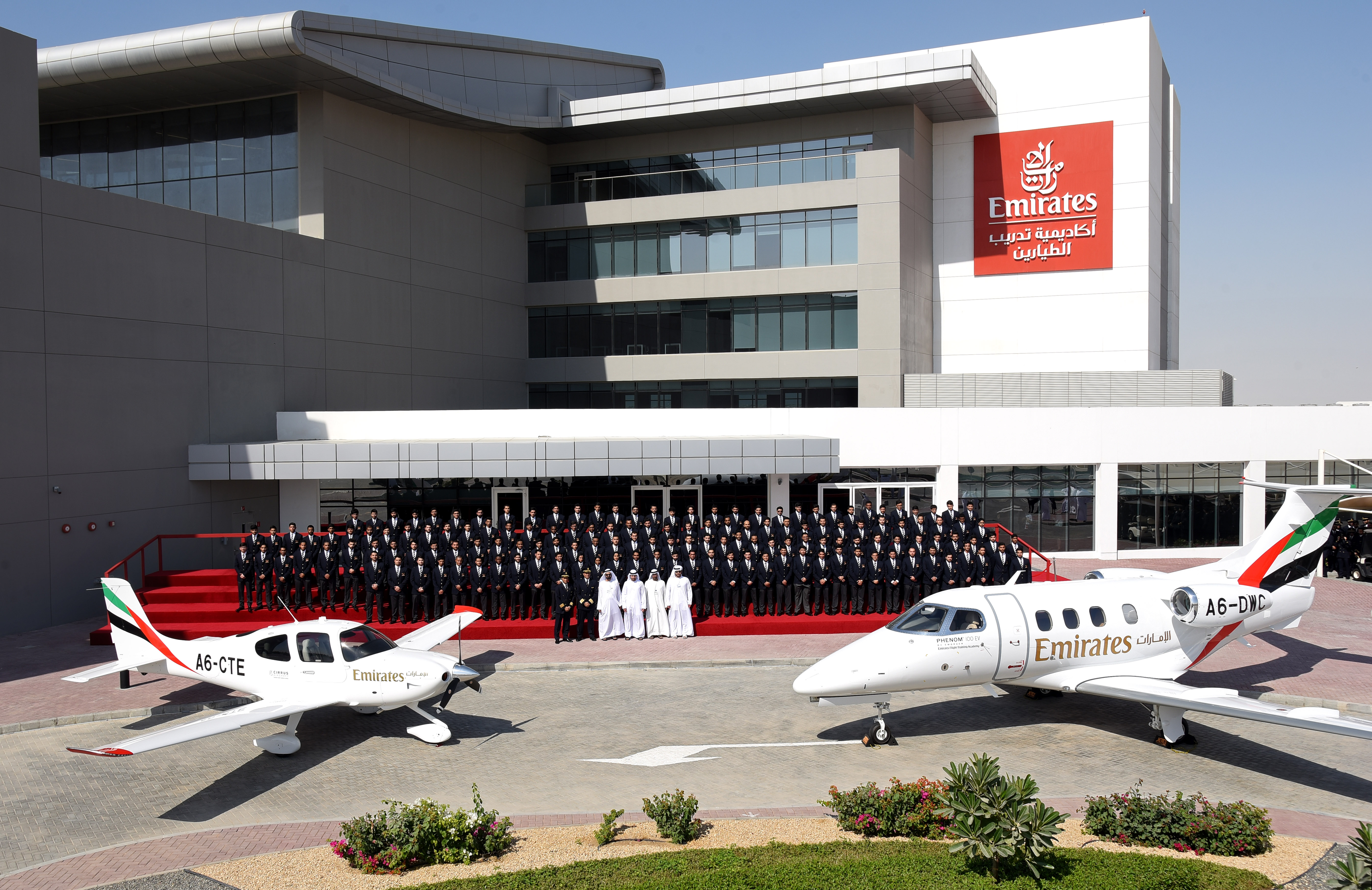 DAS17: Emirates Flight Training Academy es oficialmente inaugurada ...