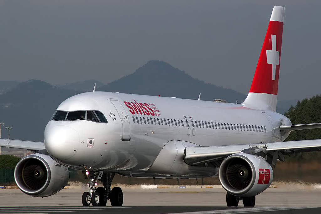 SWISS recibe su primer Airbus A320neo con cabina Airspace